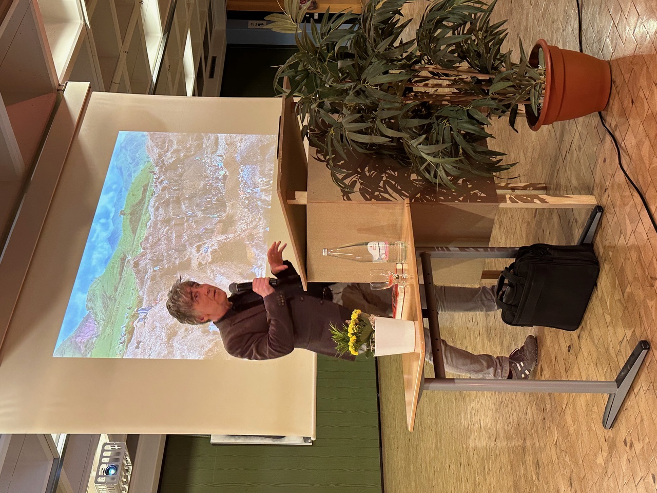 Dirk Reinhardt zu Besuch am JCRG – JCRG